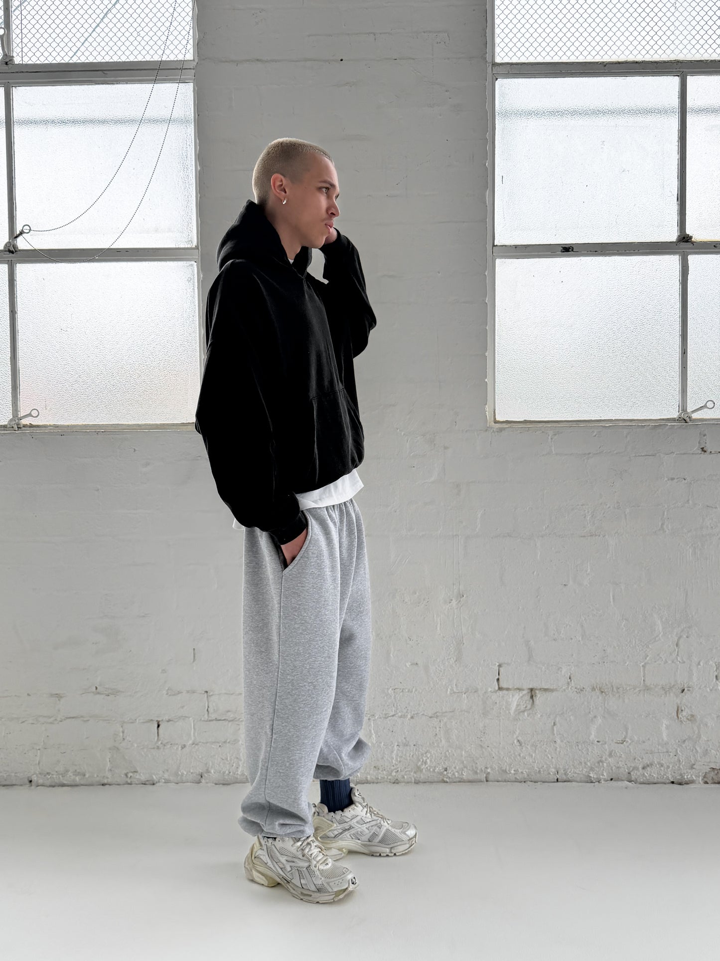 FORM HOODY - Washed Black – SOUTH.ST